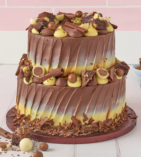 Two Tier Cakes – Lola's