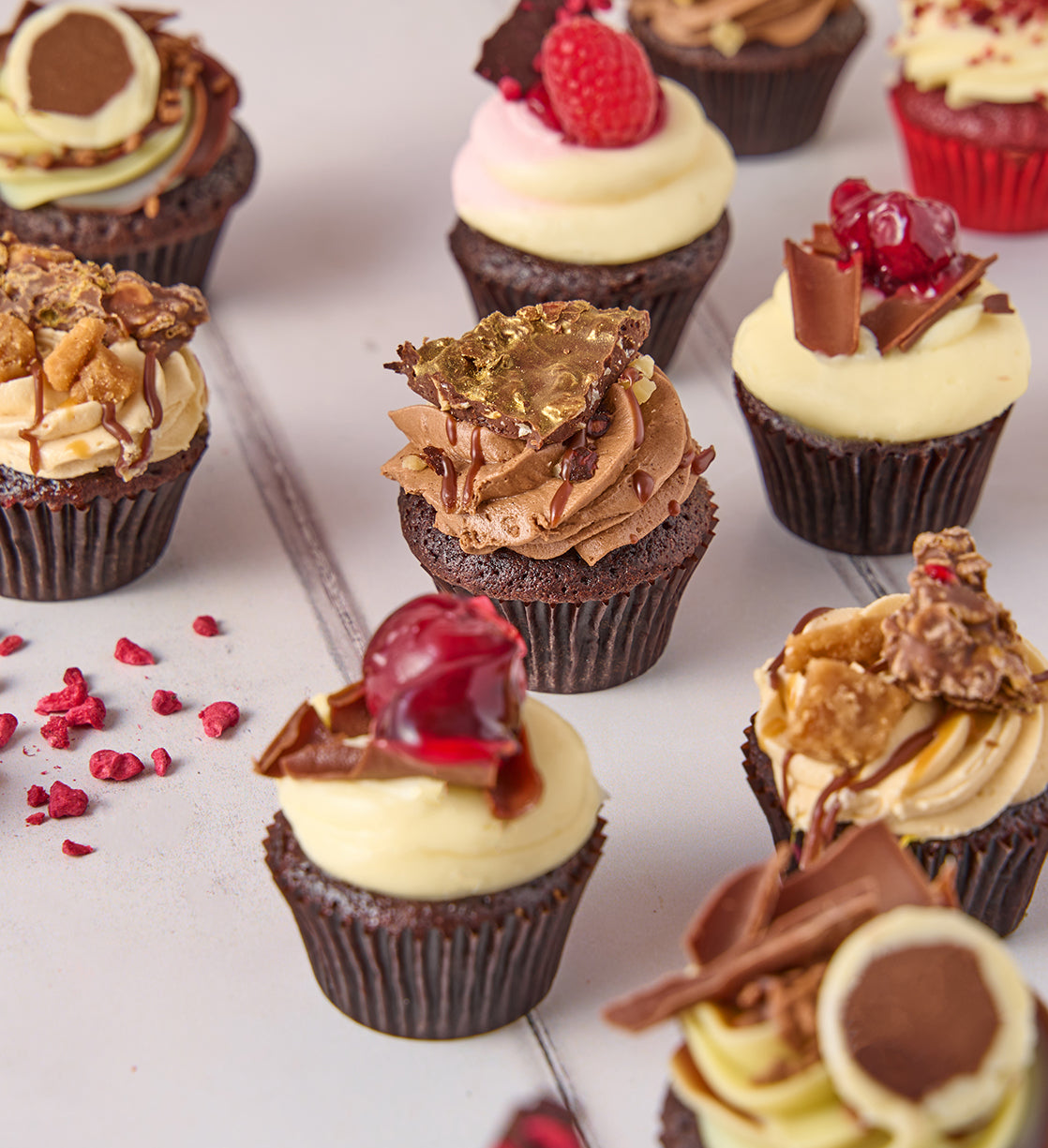 Chocolate Lovers Mini Cupcake Box – Lola's