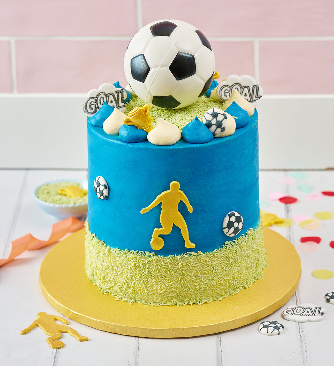 Football Tall Cake – Lola's