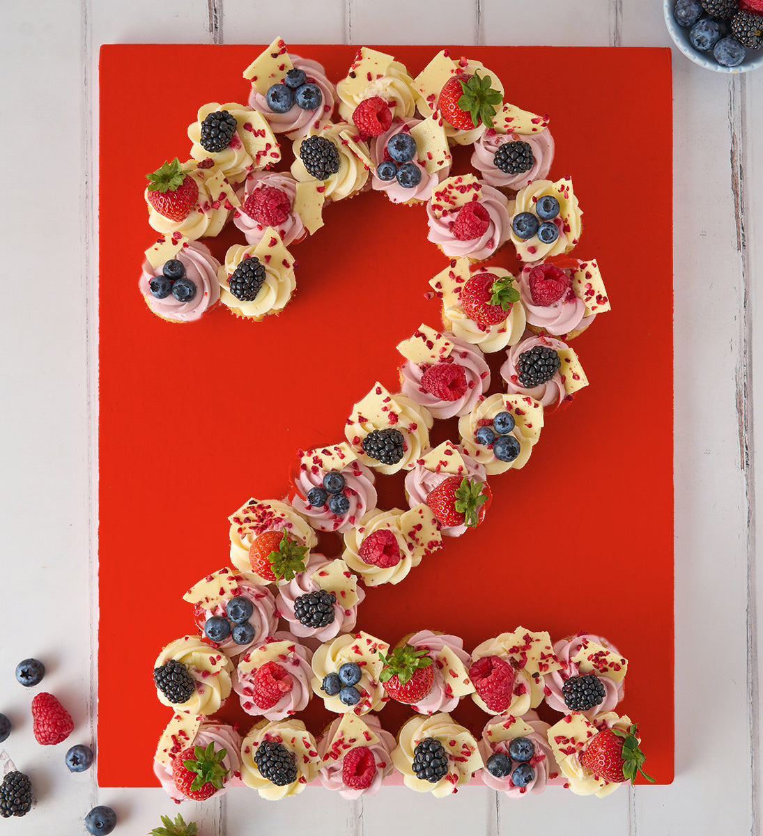 Victoria Sponge Cupcake Number Cake – Lola's