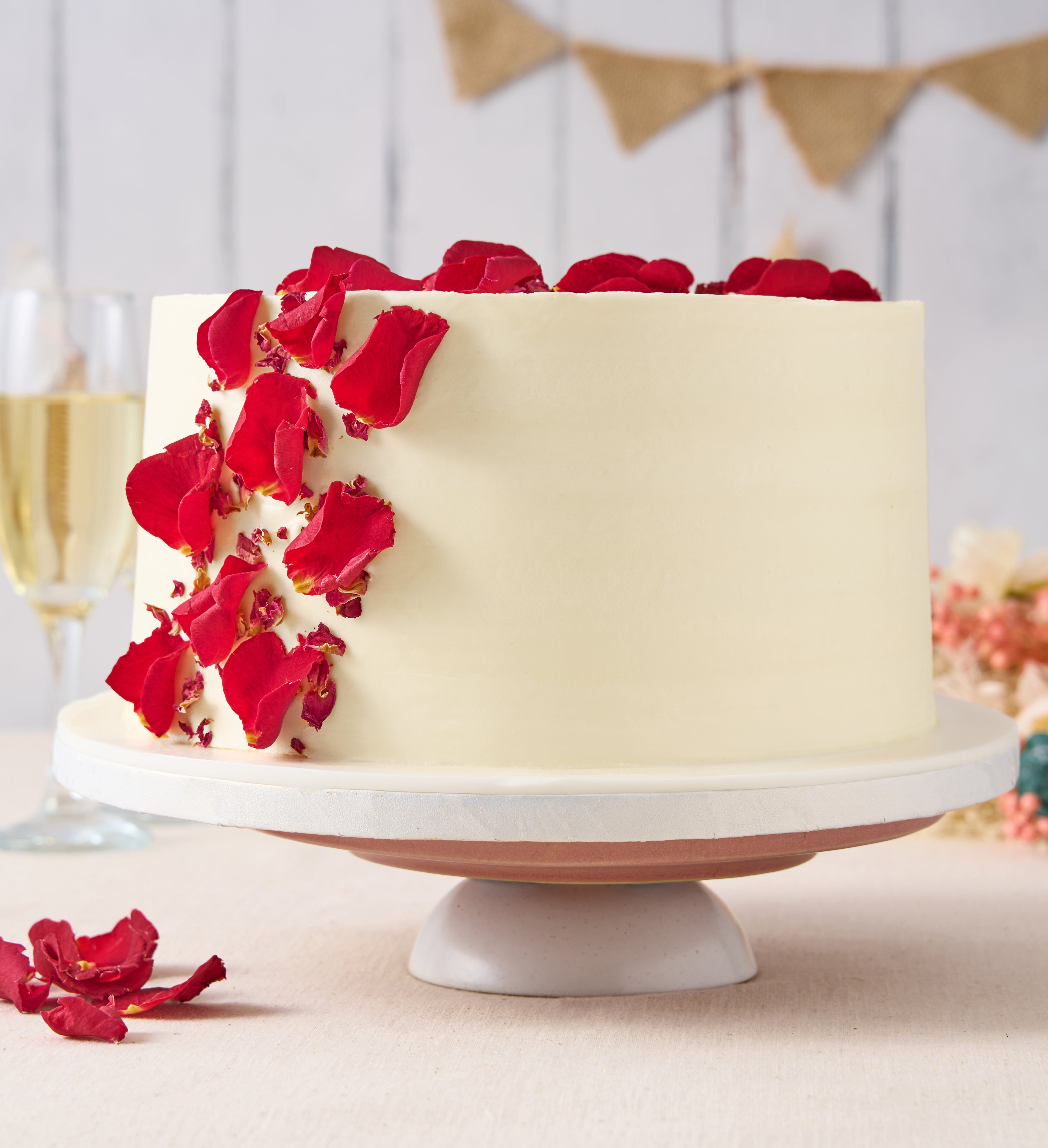 Rose Petal Cake – Lola's
